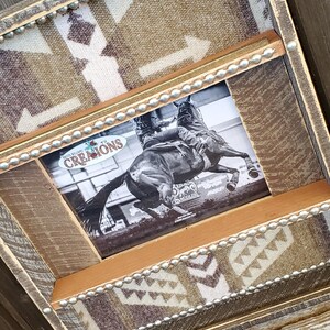 NAVAJO ASH Wool 6 Count Belt Buckle Display With 8x10 Center Frame ...