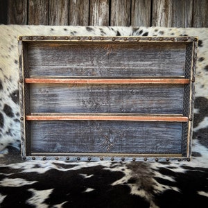 12 Count Belt Buckle Display, Case. Wood. BARNWOOD BROWN - Etsy