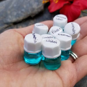 Moisturizing Sample Set Samples Moisturizing Beauty Oil Lotion Oil ...