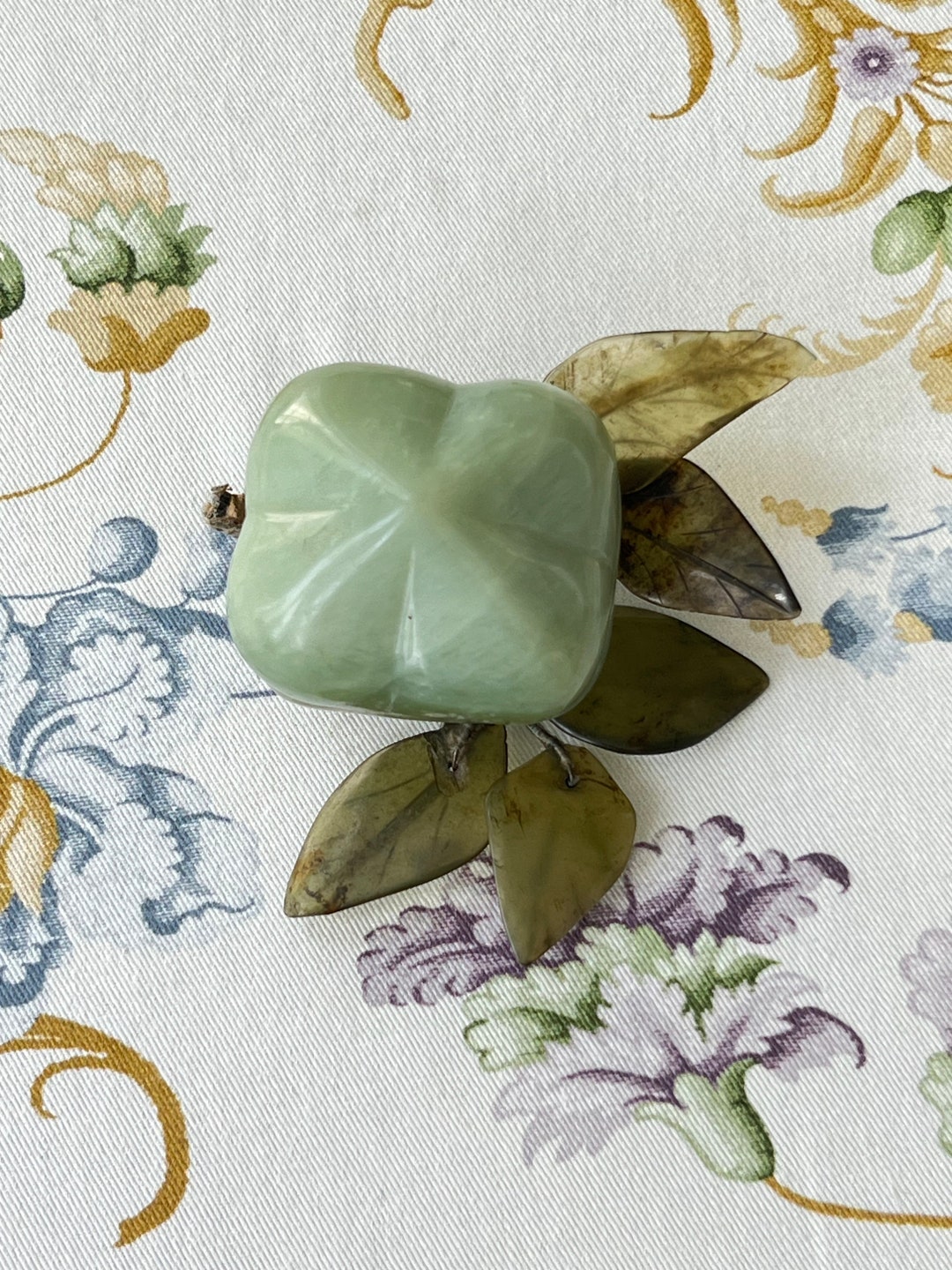 Beautiful Green Jade Fruit Persimmon // Midcentury Stone Fruit // Jade ...