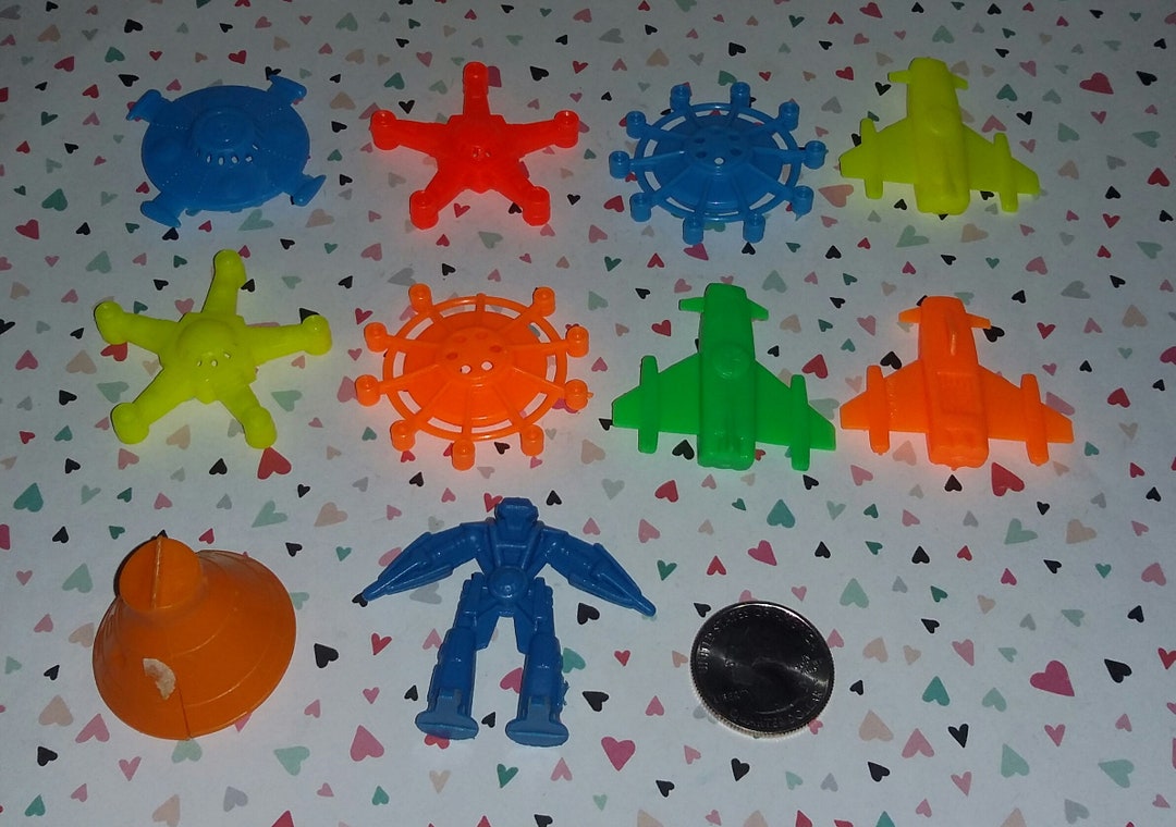 Lot of Vintage 90s Vending Machine Space Toys - Etsy