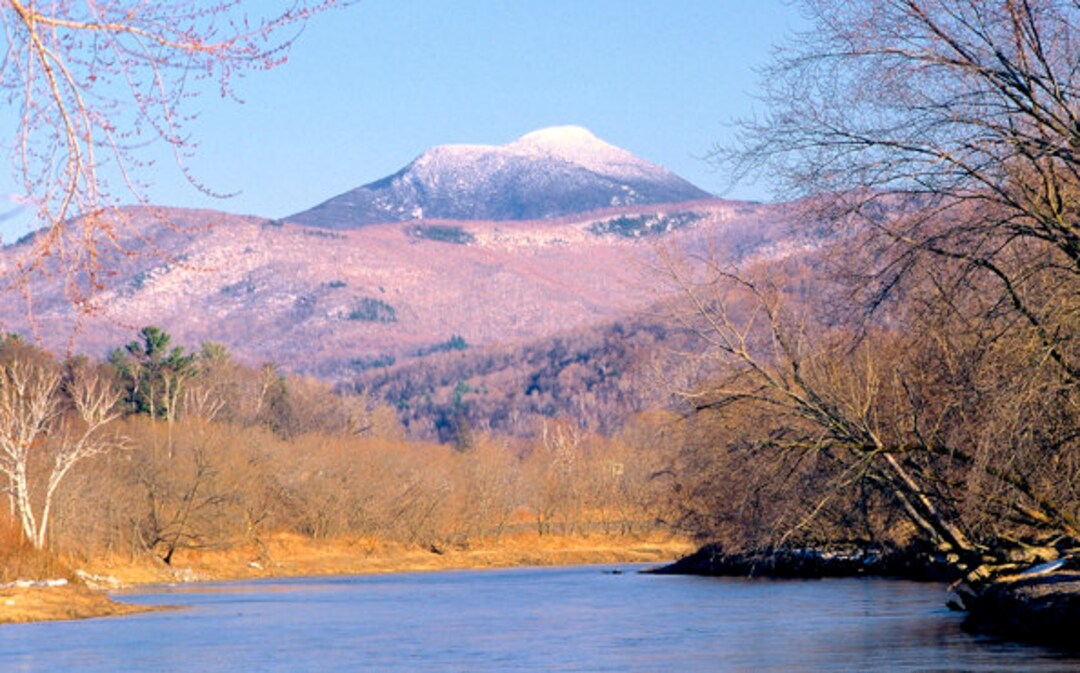 Vermont Scenic, Spring in VT, Camel's Hump, Winooski River, Champlain ...
