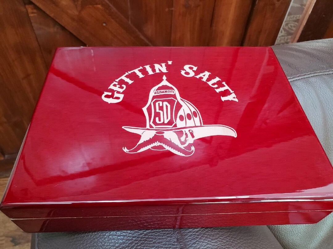Gettin Salty Rosewood Humidor and Cigar Cutter - Groomsman Gifts - Best ...