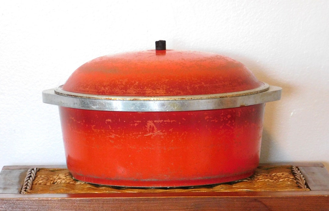 Vintage Red 4.5 Quart Club Aluminum Dutch Oven Stock Pot- With Lid- No ...