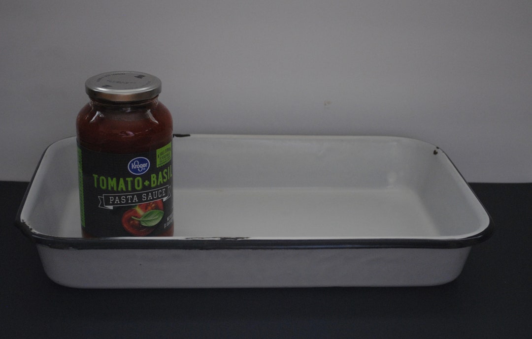 Vintage White Enamelware Lasagna Pan, Black Trim, 1950s - Etsy