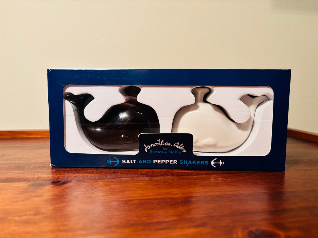 Jonathan Adler White Black Whale Salt and Pepper Shaker Set NEW ...