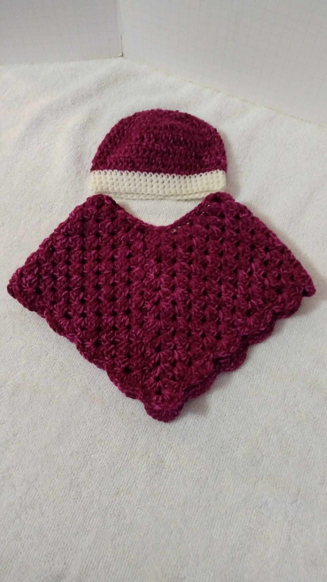 Hand Crocheted Baby Poncho and Matching Hat Set. Size 0-3 Months. NEW ...