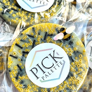 Picking Popping Fidget Pick Palette Toy Black and Yellow Texture to ...