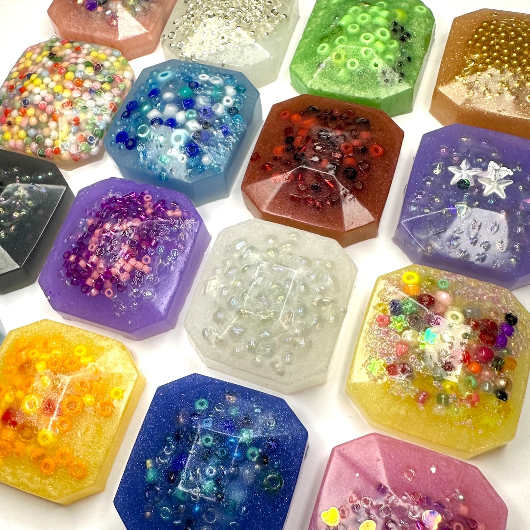 Skin Picking Pocket Pads Fidget Toy - PICK PALETTE Gem 16 Pc Pack ...