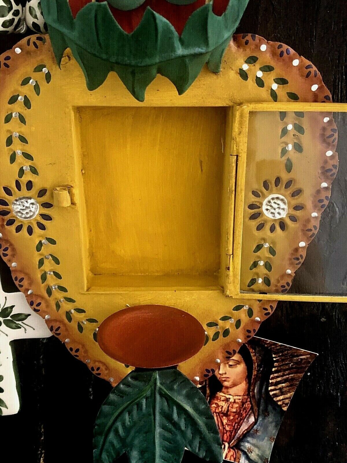 Tin SACRED HEART Nicho Frame Ceramic ROSARY Beads