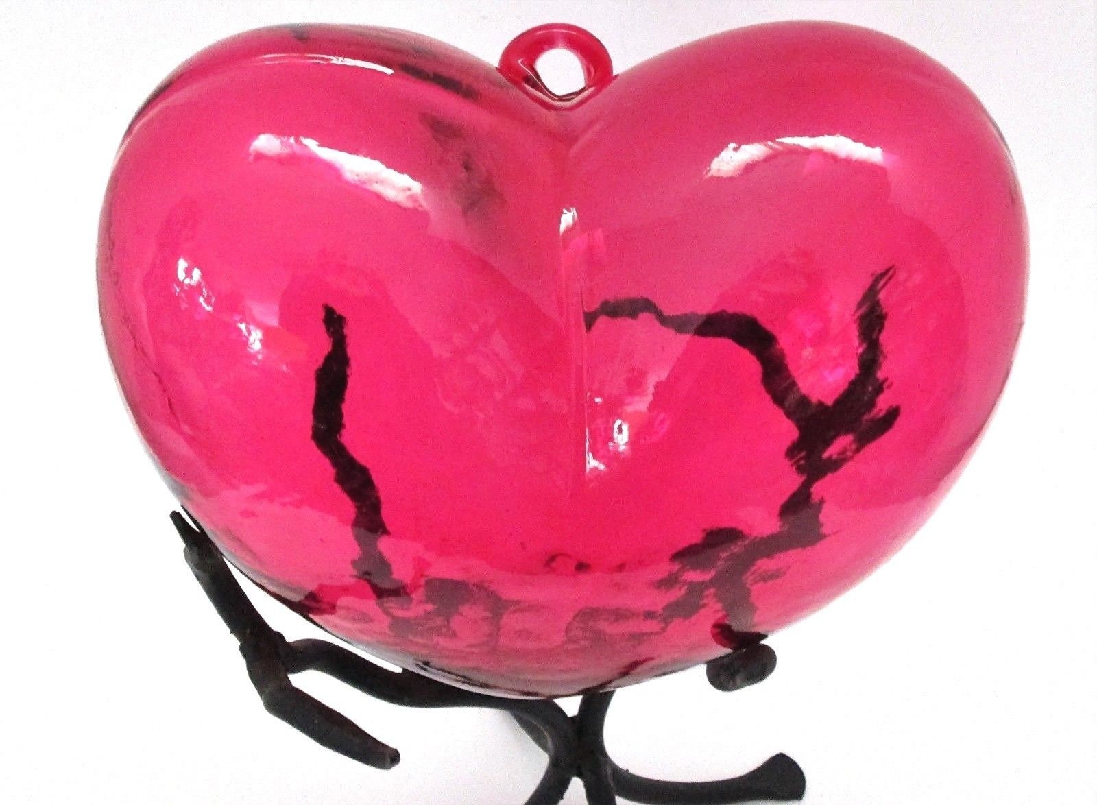 Glass Heart in Iron Stand LG 14H