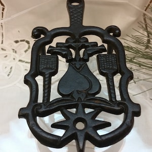 Black Cast Iron Trivet, Primitive, Colonial, Star, Scroll, Birds, No ...