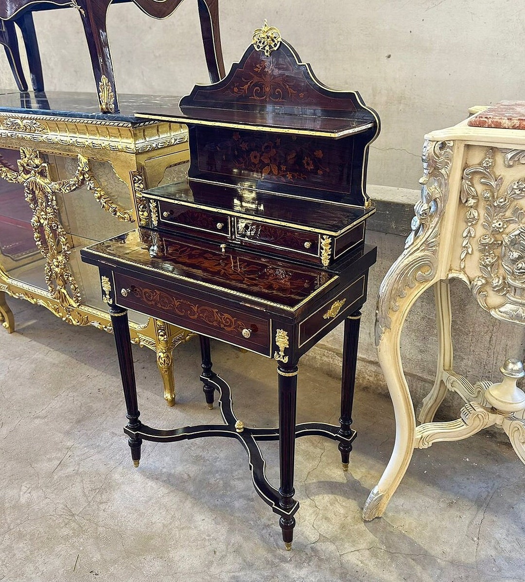 Office Desk Table With Gold Details French Style Rococo Style Baroque ...