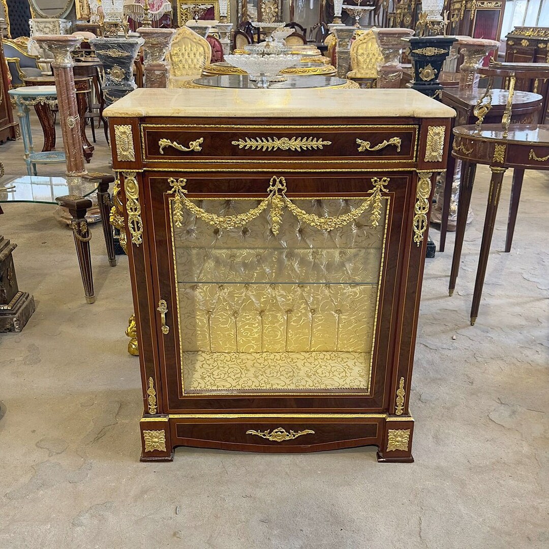 Gold Vitrine French Antique Vitrine Gold Gabinet French Louis XVI Style ...