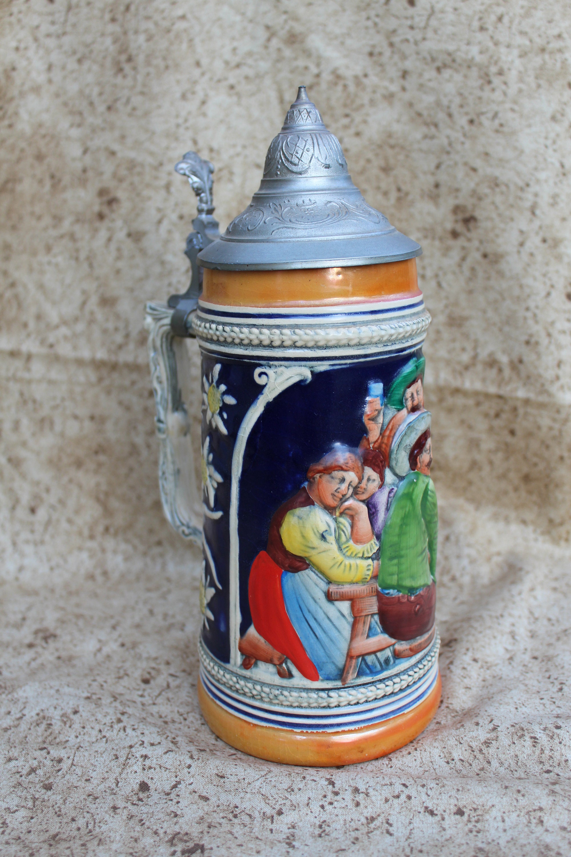 German Stein - “A Good Drink Makes Old Friends Young” (translated Quote ...