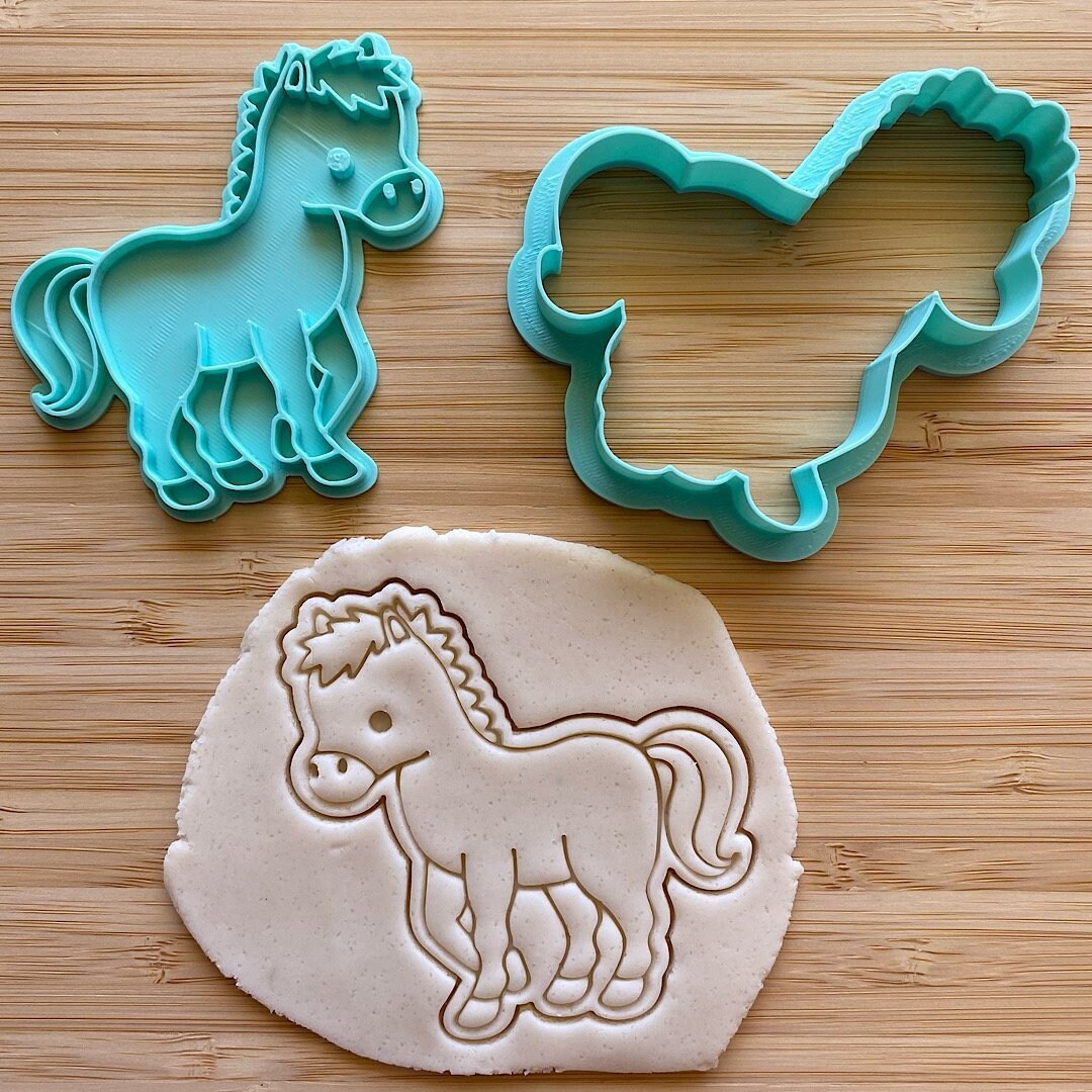 Horse Cookie Cutter & Embosser Set - Etsy