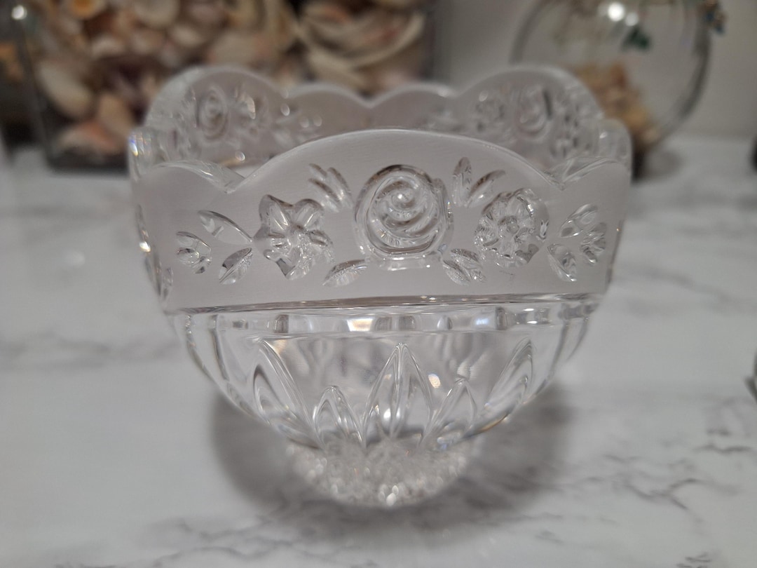1980-90s Vintage Oneida Southern Garden Silver Company Frosted Crystal ...