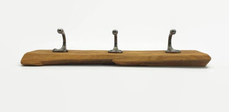 rustic wall hanger, made of reclaimed wood with 3 hooks