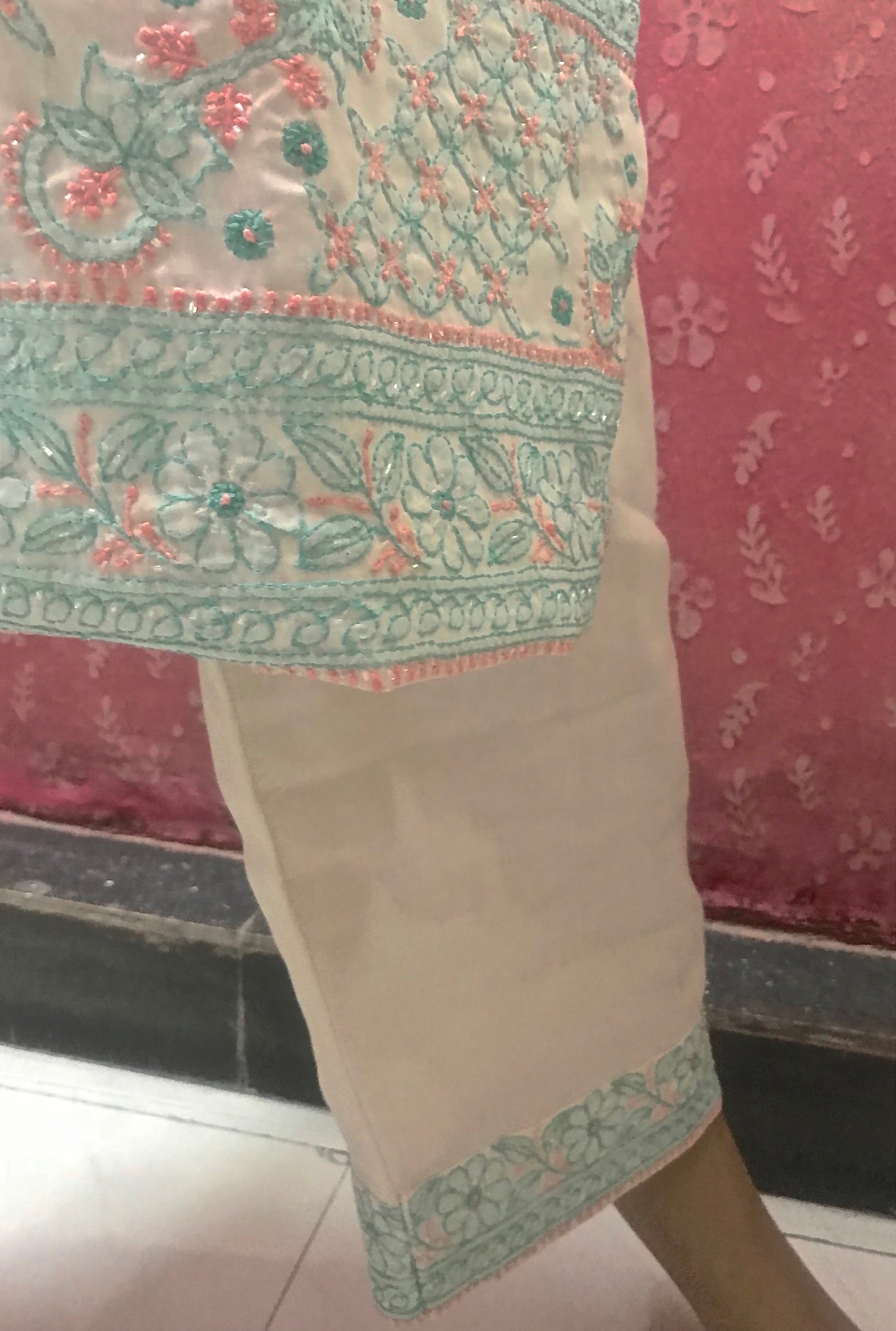 Indiachikan Exclusive Designer Lucknow Chikankari Full Set of Fine ...