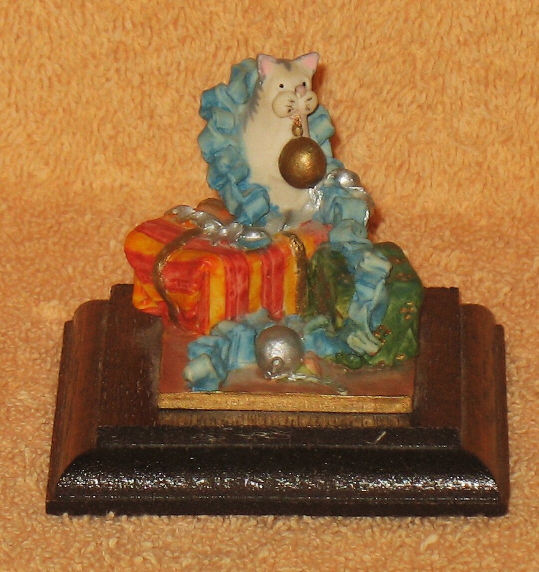 Vintage Rare Peter Fagan Cat With Christmas Present - Etsy