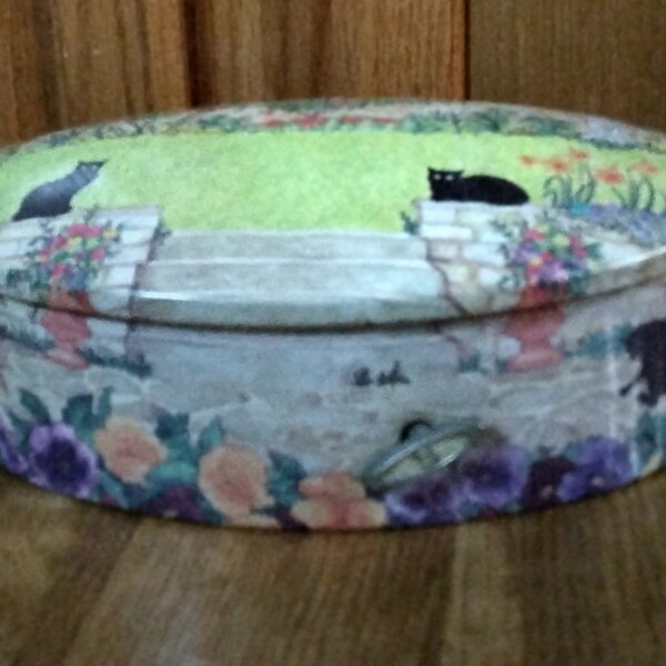 Cat Music Box - Etsy