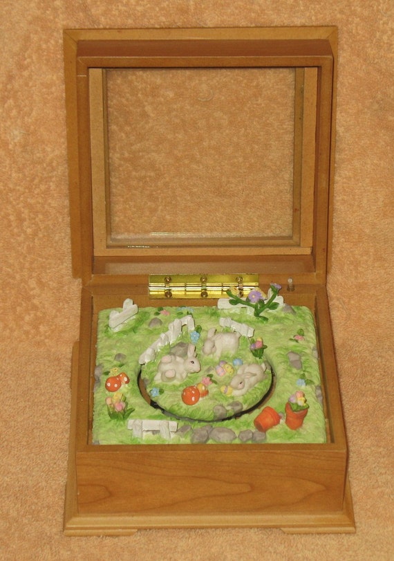 Vintage Large Easter music box | Etsy