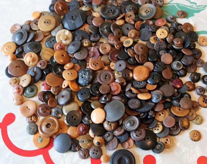 Mens Suit Buttons Midcentury Assortment, Menswear Buttons 150+ in Glass ...