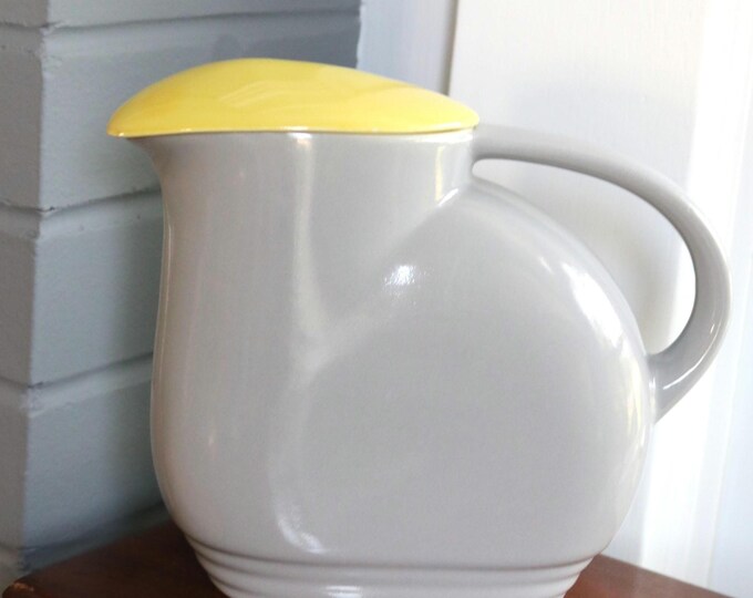 Vintage General Electric Refrigerator Pitcher With Lid, Hall Ceramic ...