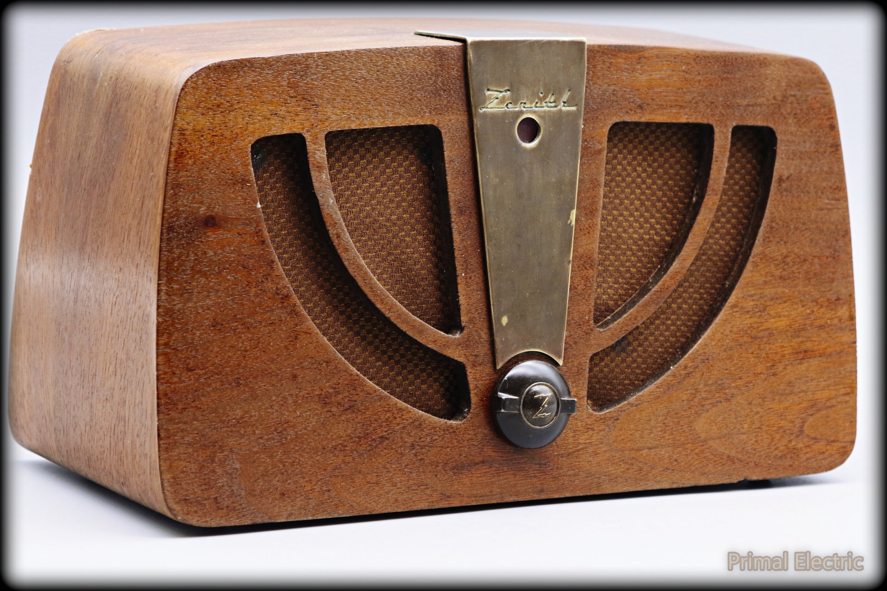 Mid-century Modern Bluetooth Amplifier and Speaker: Eames Design C ...