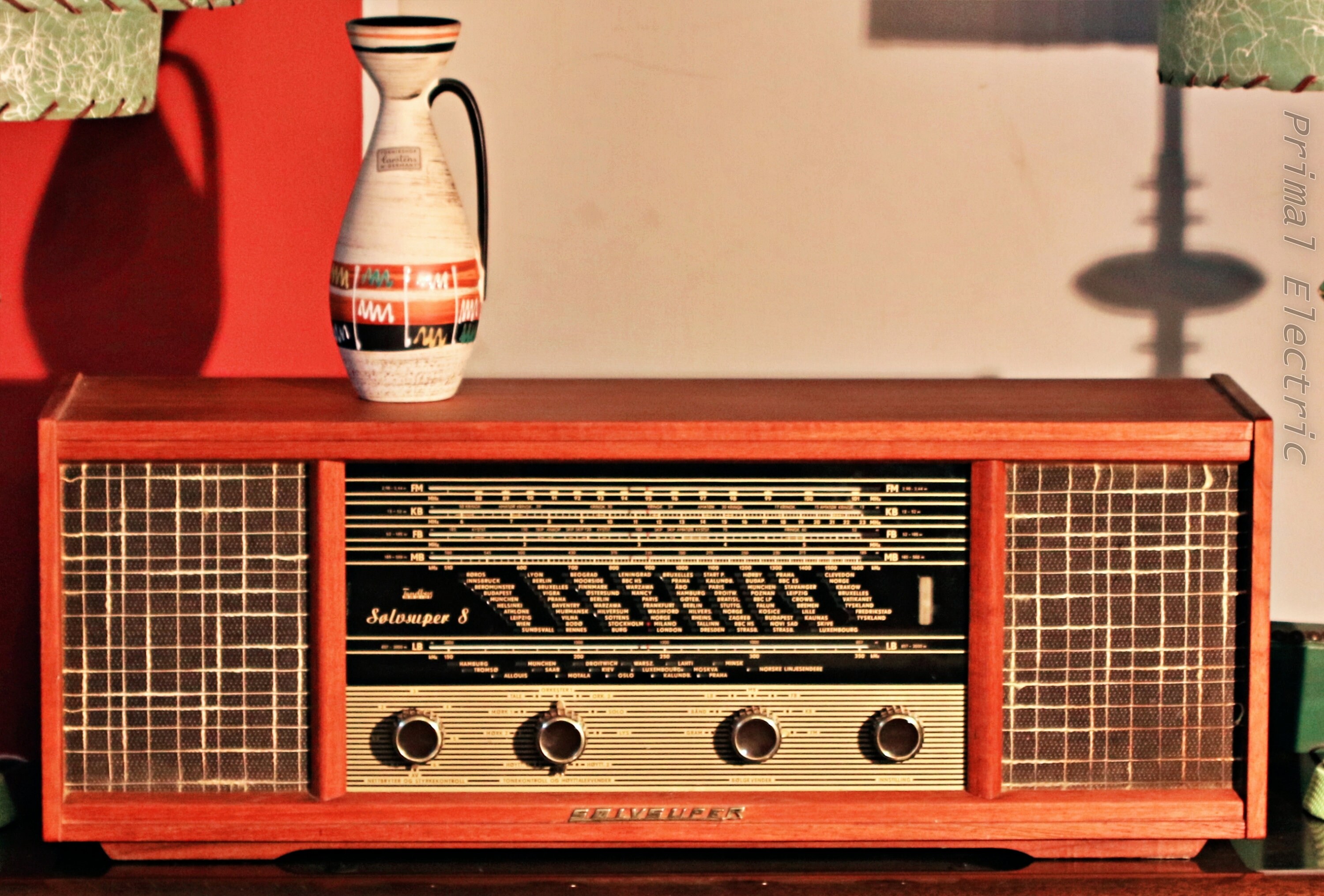 Mid-century Modern Bluetooth/am/fm/sw Tube Radio Amplifier by Tandberg ...