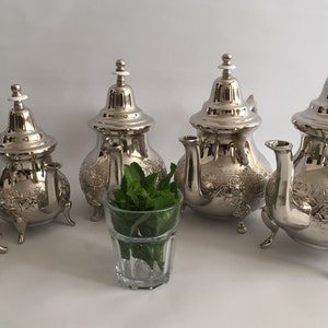 Moroccan Elegant Handcrafted Alpaca Silver Qudsi Teapot From Fez | FREE ...