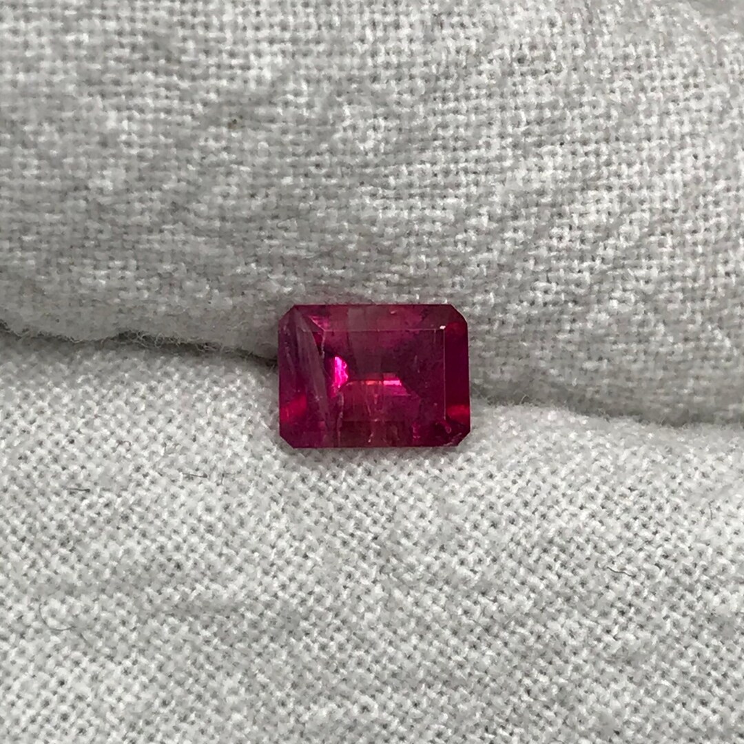 0.48 Ct Red Beryl 6x4.5mm Emerald Cut, Natural Wah Wah Utah Red Beryl ...