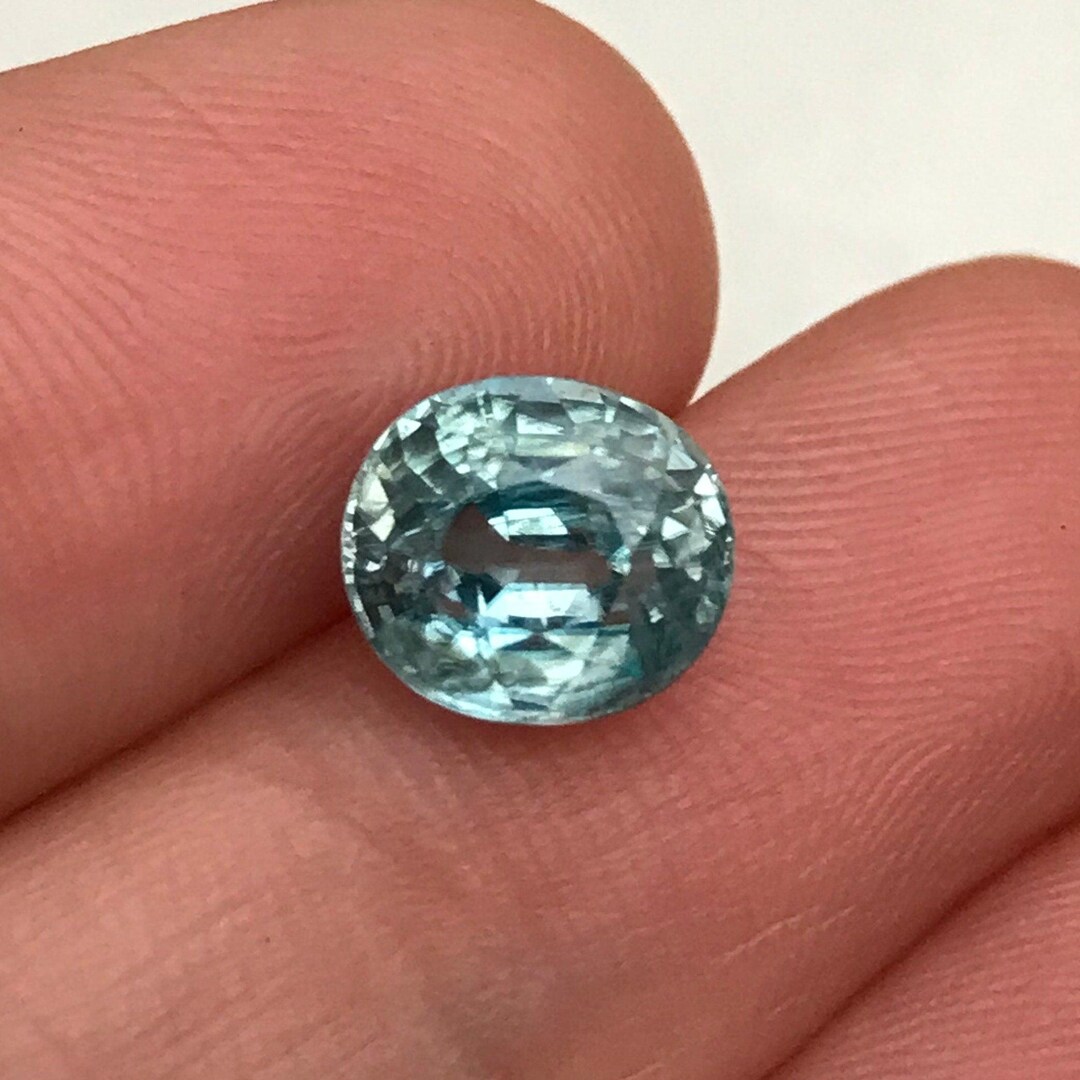 Light Blue Zircon 3.31 Carat Oval Cut Loose 8.3x7.4mm Included Gemstone ...