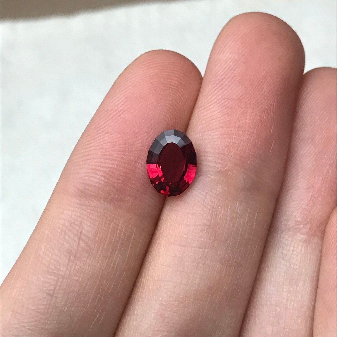 GIA Certified Burma Red Spinel 9x6.8mm 1.71 Carat Oval Round Faceted ...