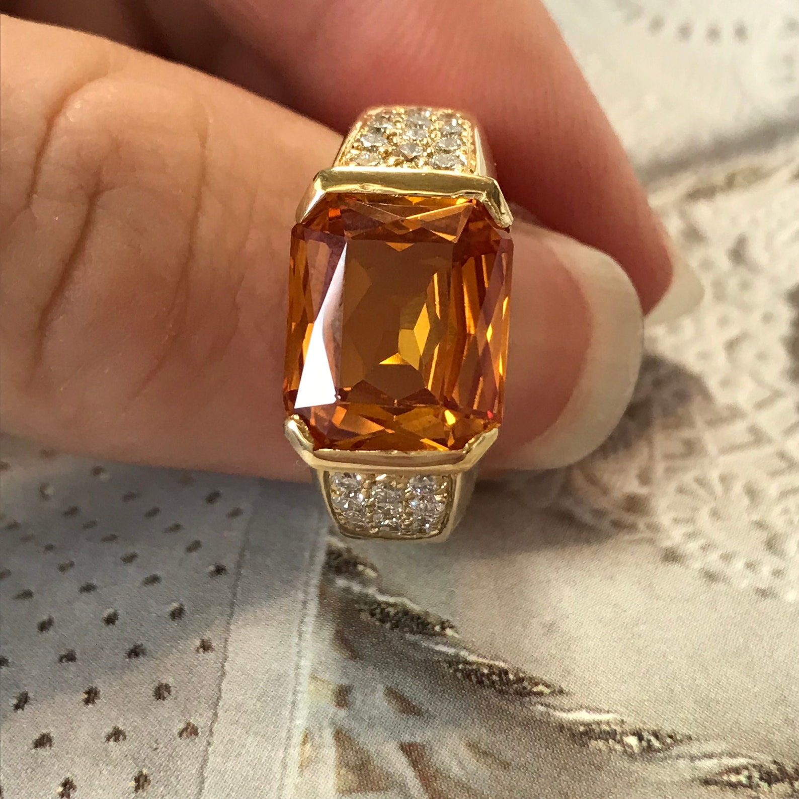 18k Yellow Gold Diamond Orange Lab Sapphire Women's Ring 10 Grams ...