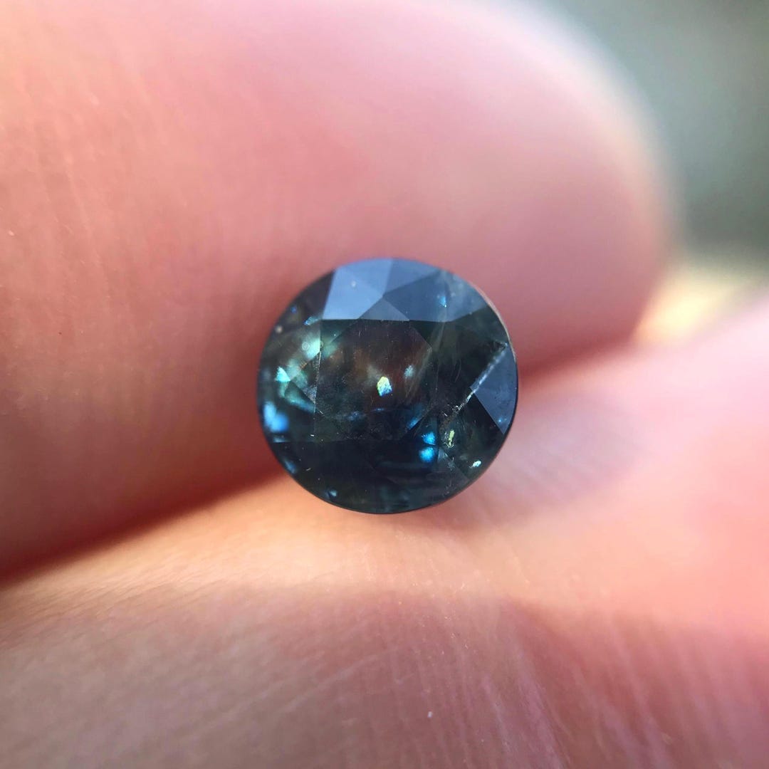 Natural 5.8mm Blue Sapphire 1.21 Carats Round Corundum Deep Blue Gem ...