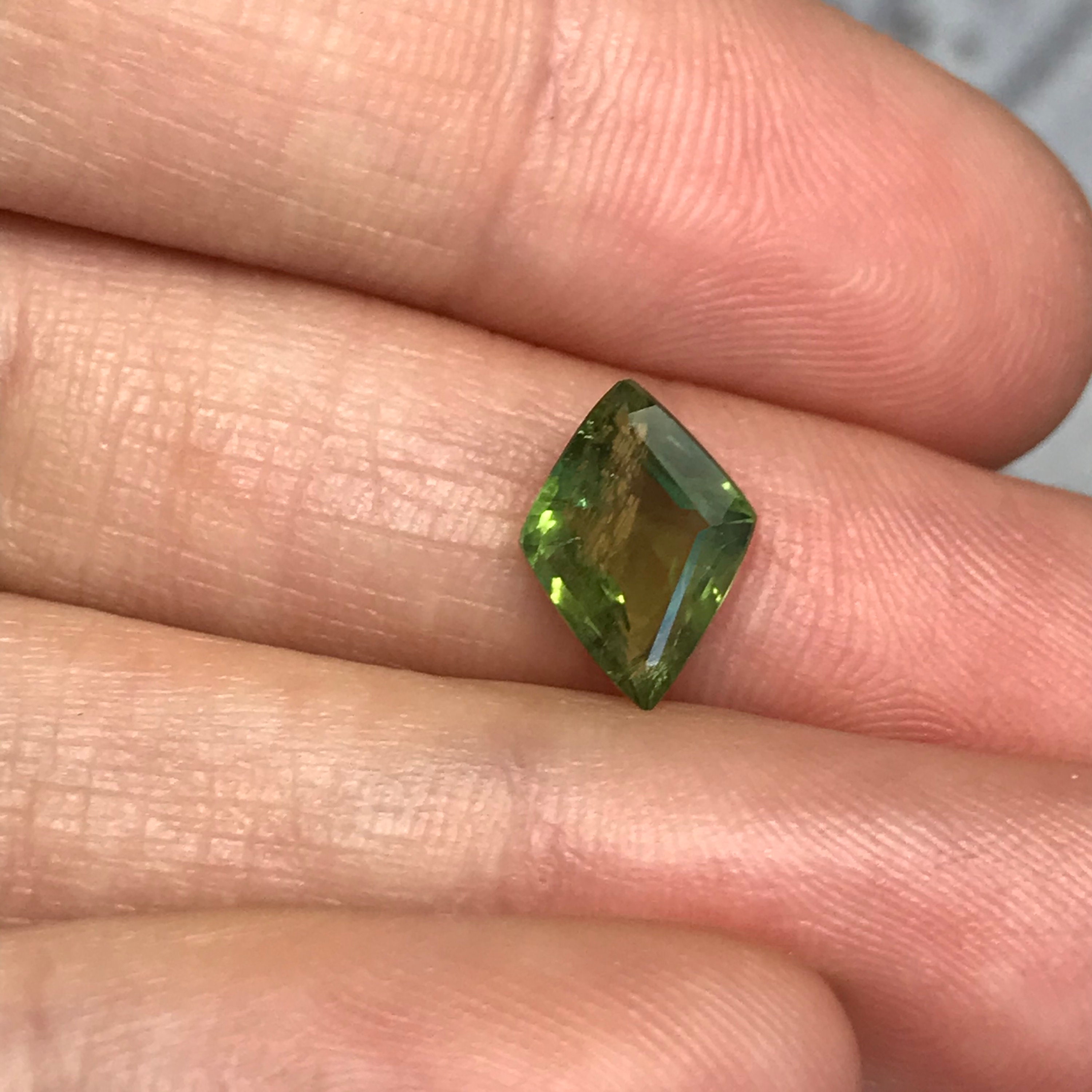 Natural Green Sapphire 2 Carat Lozenge Cut 10.5x7.5 Faceted | Etsy