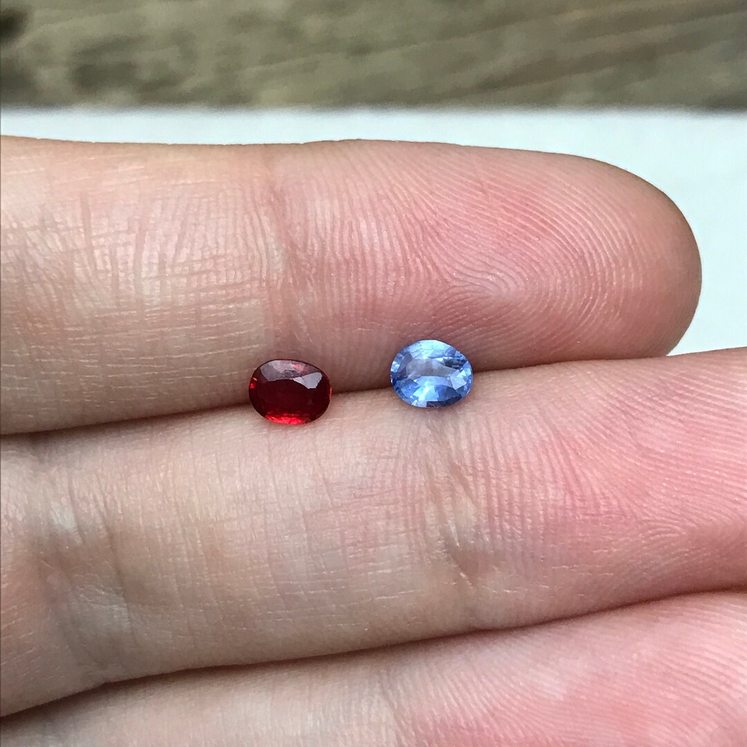 2 Sapphires, Blue and Red Orangish Sapphire 0.70 TCW, Color Treated ...