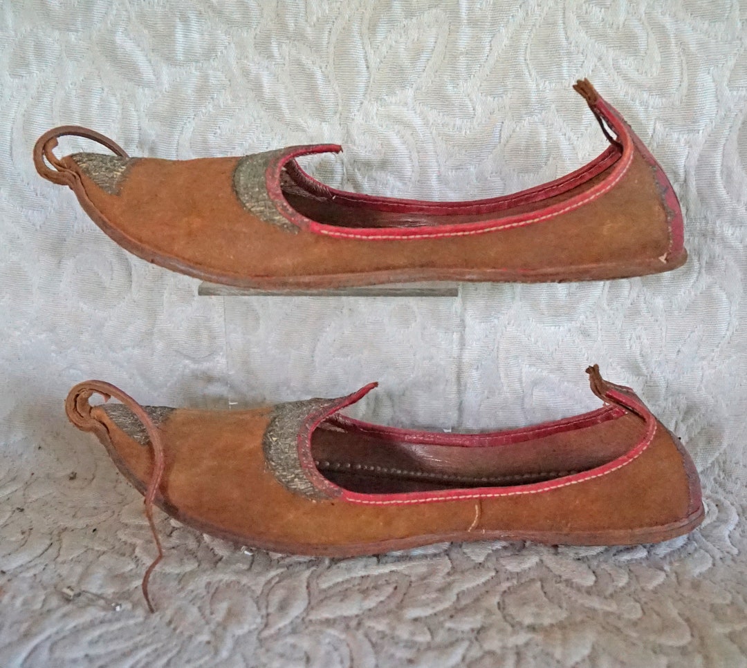 Pair of Traditional Afghanistan Woman's Leather Shoes - Etsy