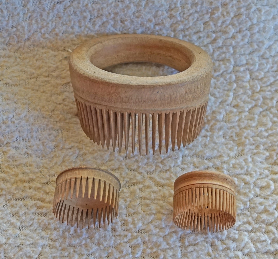 Old Chinese Bamboo Hair Combs With Chinese Writing - Etsy