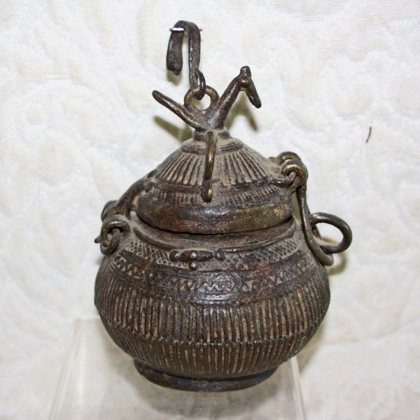 Antique Cast Iron Container - Etsy