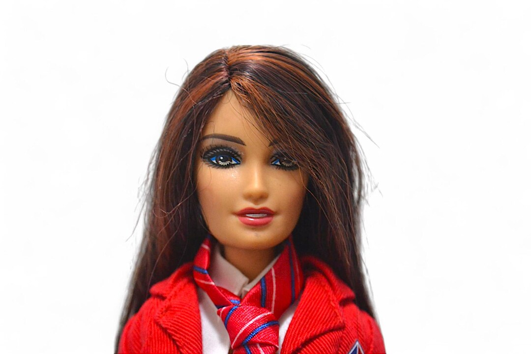 Vintage Barbie Rebelde RBD Doll Roberta Pardo From the TV Show Rebelde ...