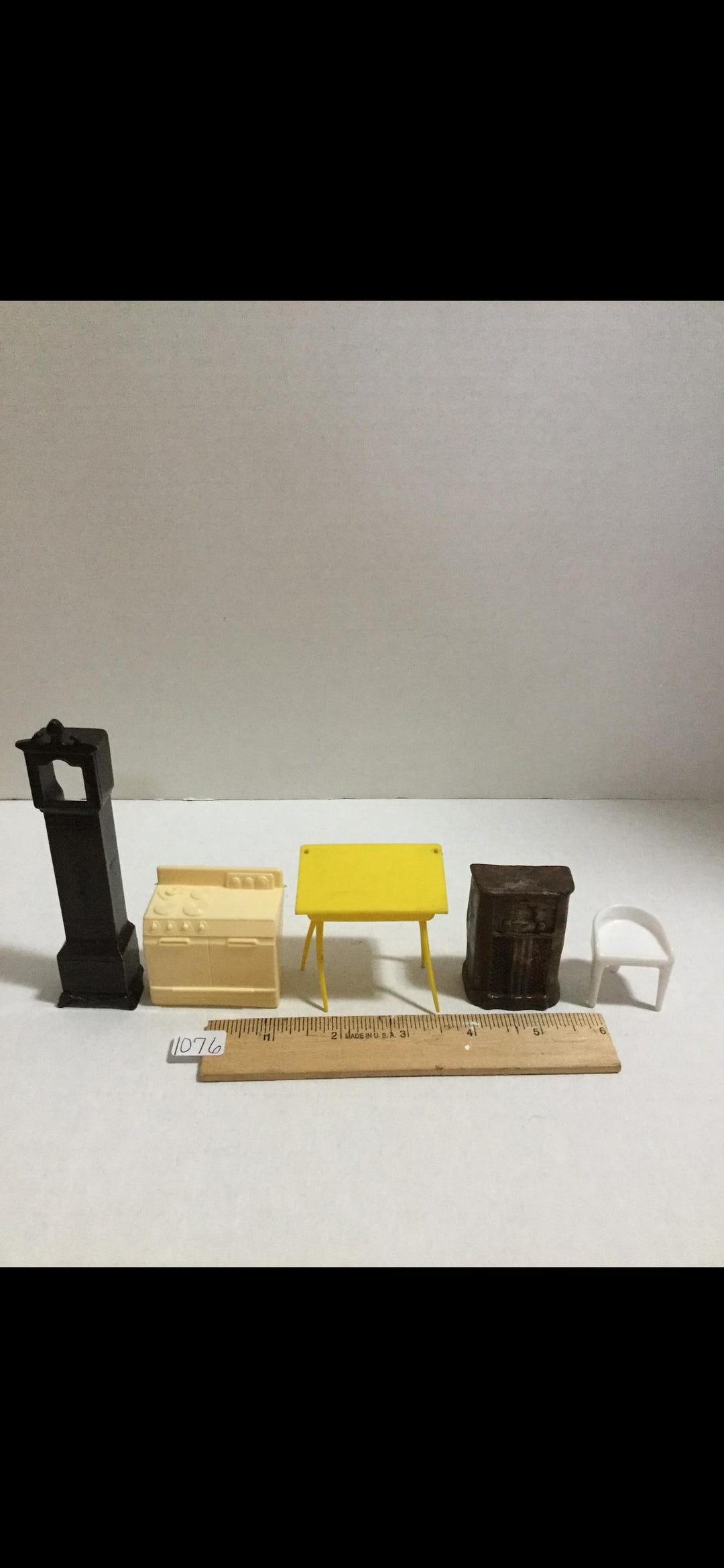 Dollhouse Furniture Vintage Plasco Toy Clock, Superior Stove, Merry Mfg ...