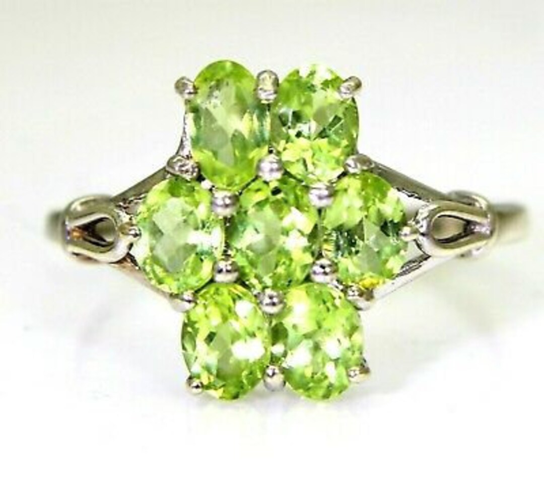 Pretty Peridot Cluster 9ct White Gold Ring N ~ 6 3/4 - Etsy