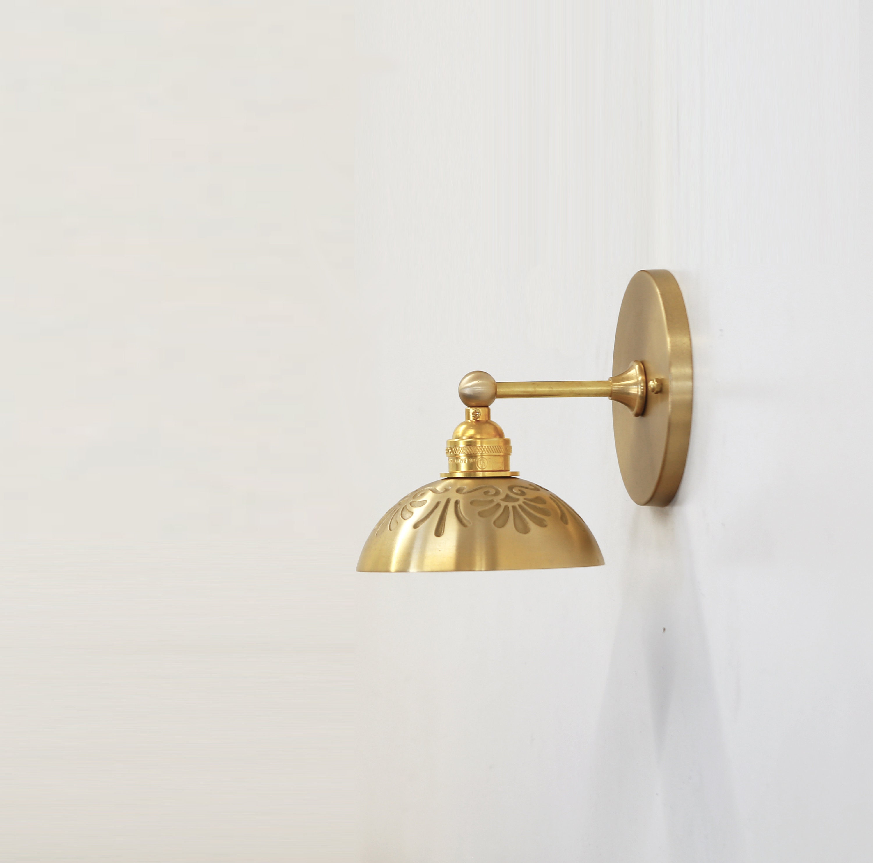 Solid Brass Wall Sconce Light With Casting Brass Shade Solid - Etsy
