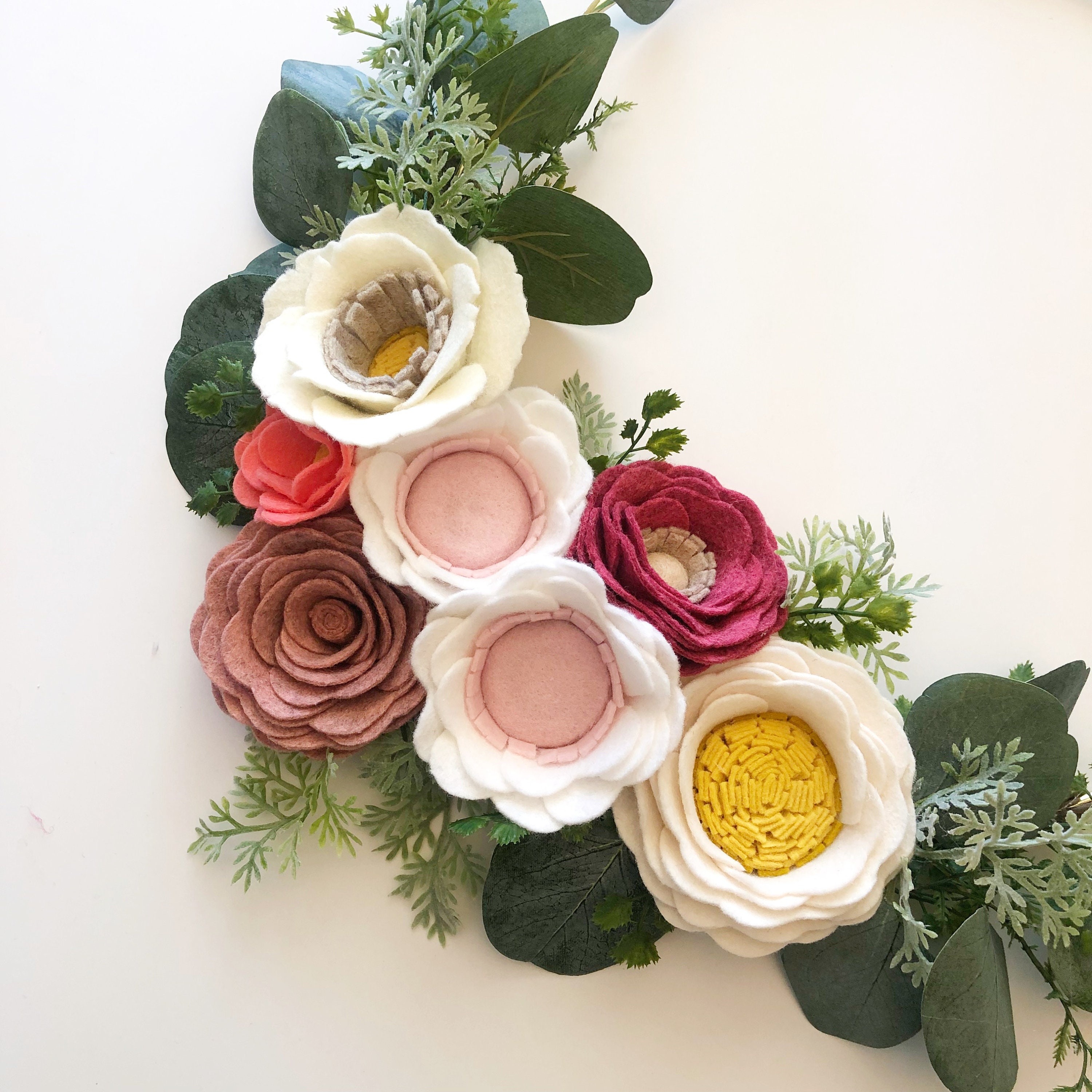 FELT FLOWER WREATH // Felt Floral Wreath // Hoop Wreath // - Etsy