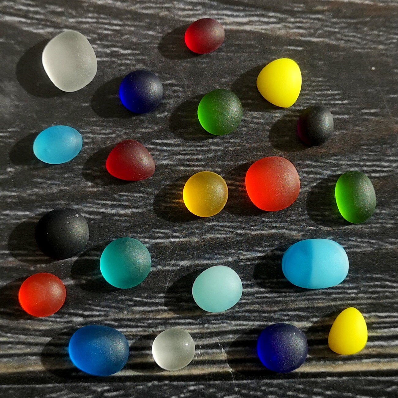Tumbled Glass - Tiny Pieces, Various Colour Mix - Mixed Sizes / Amounts ...