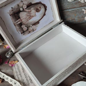 Retro Girl-themed Memory Box - Unique Vintage Collector’s Item-charming ...