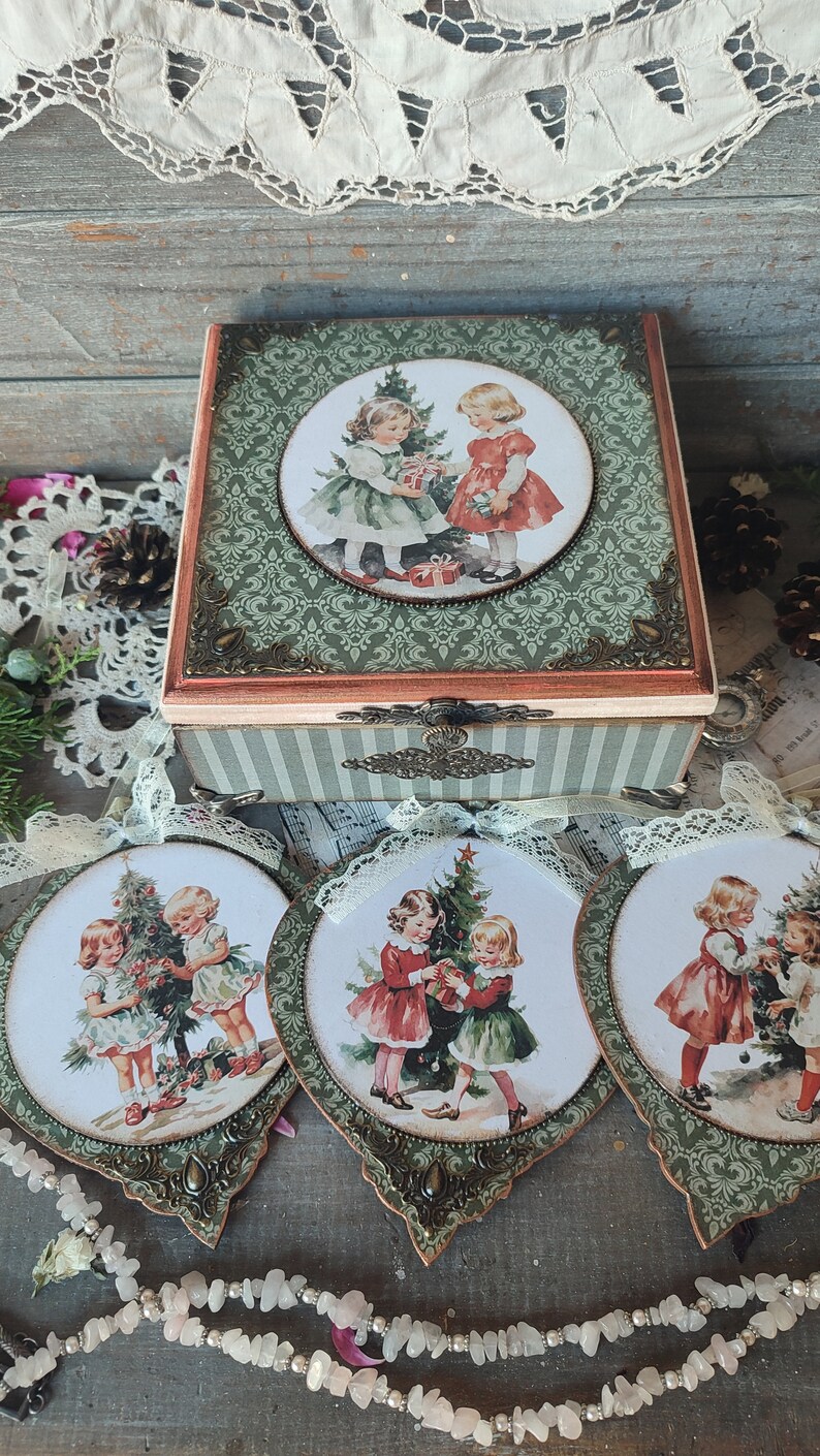 Gift Set: Box and Set of Christmas Tree Decorations -holiday Decor ...