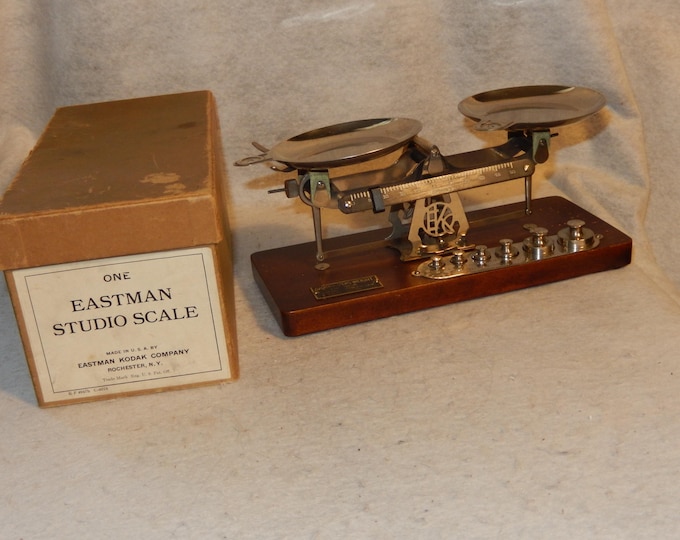 Vintage EASTMAN STUDIO Scale Kodak Balance Avoirdupois Weight Set Oz ...